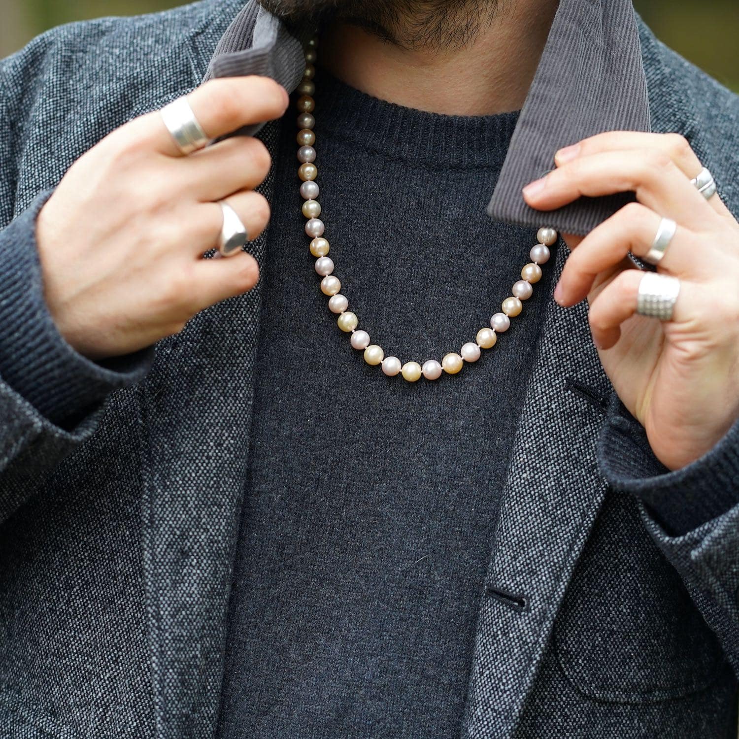 Comment porter un manteau en laine et un costume façon style workwear