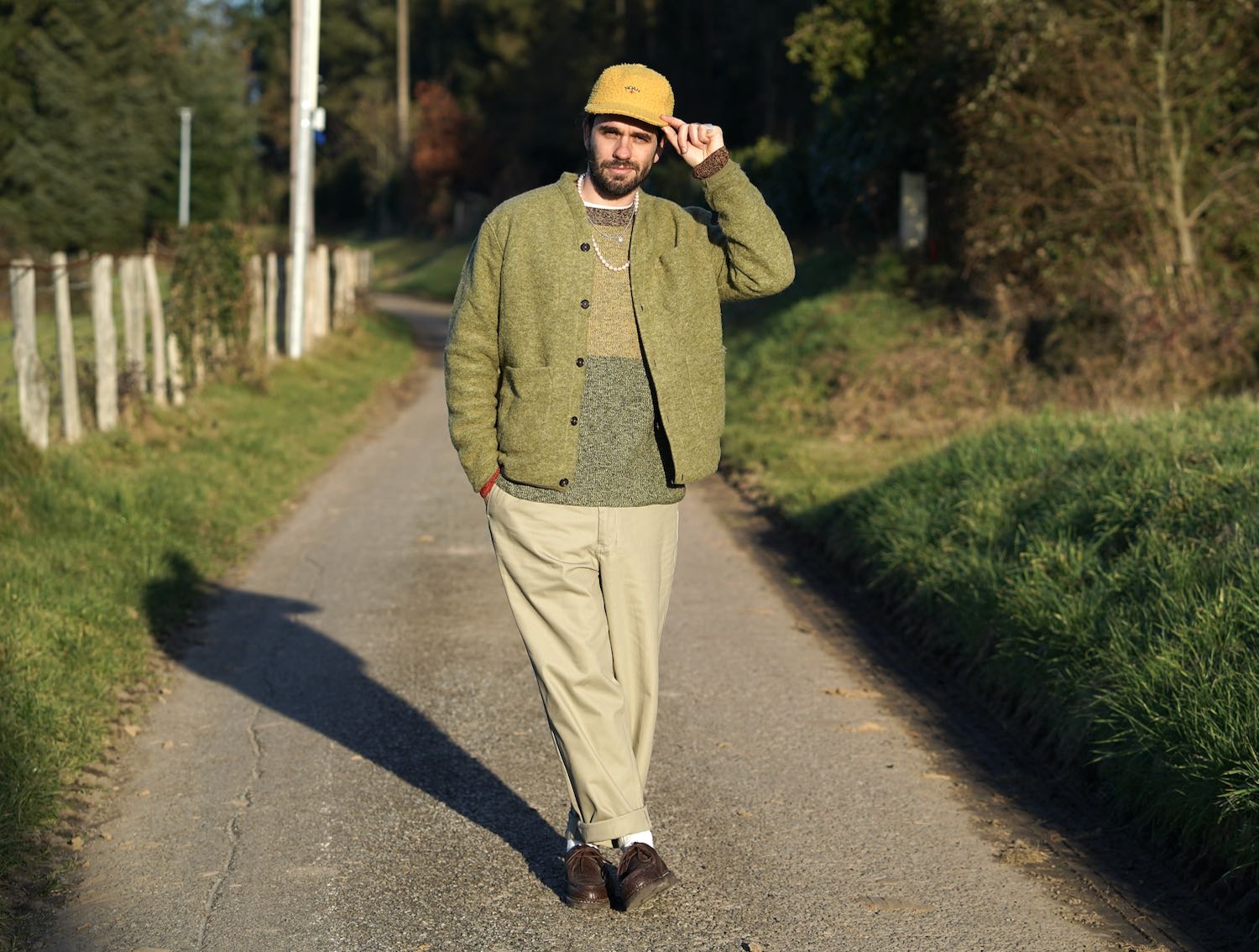 Look streetwear chic un pull Woolrich façon color-block