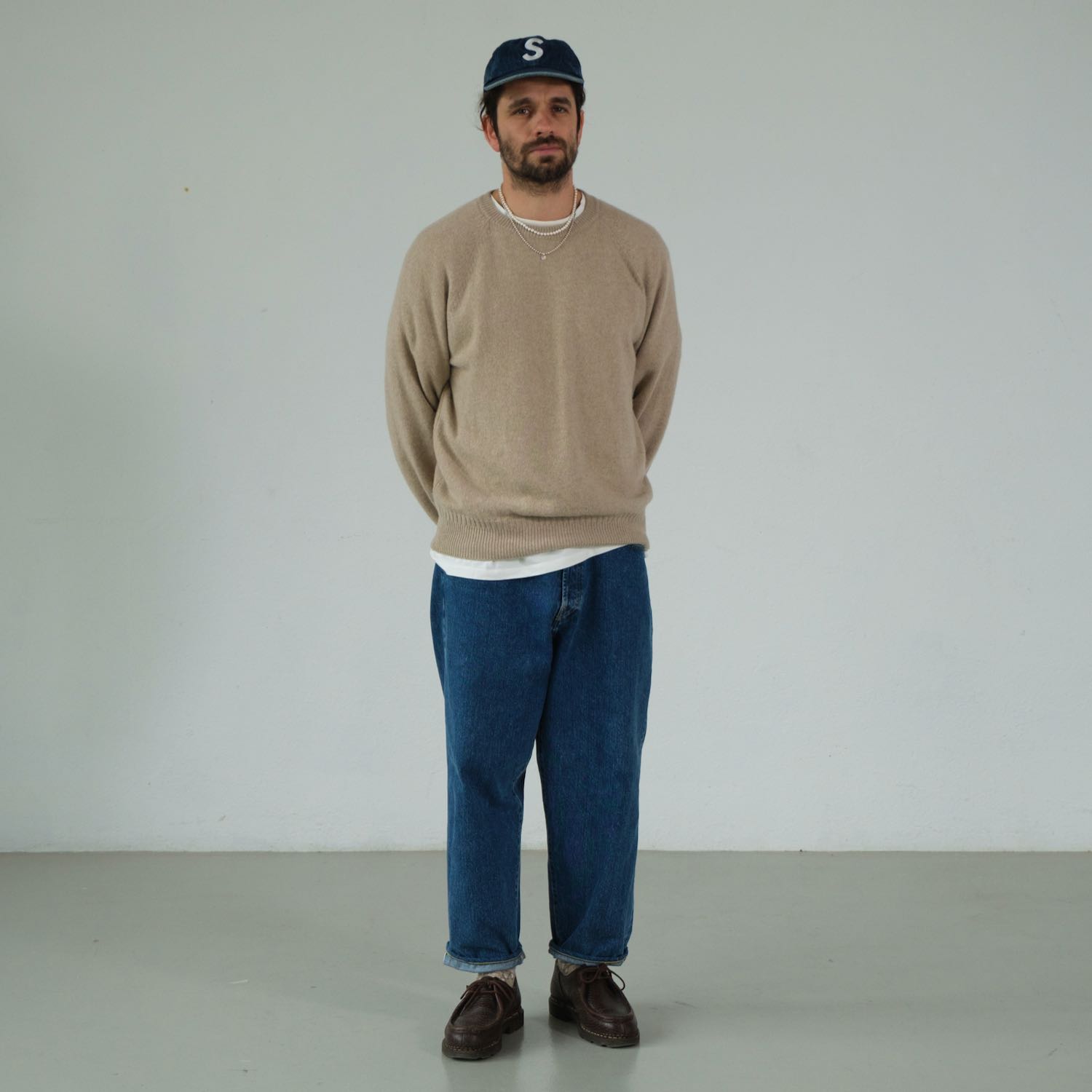 Découvre le jean loose tapered Borali en bleach et stone wash