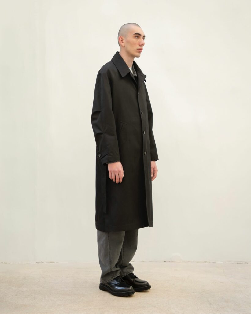 Coltesse Trench 120: un classique revisité tout en volume oversize